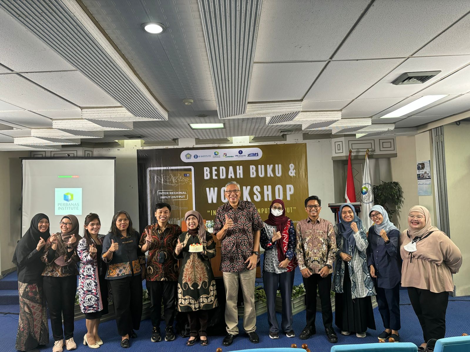 Aktivitas - Pelaksanaan Bedah Buku & Workshop IRIO beserta Materi